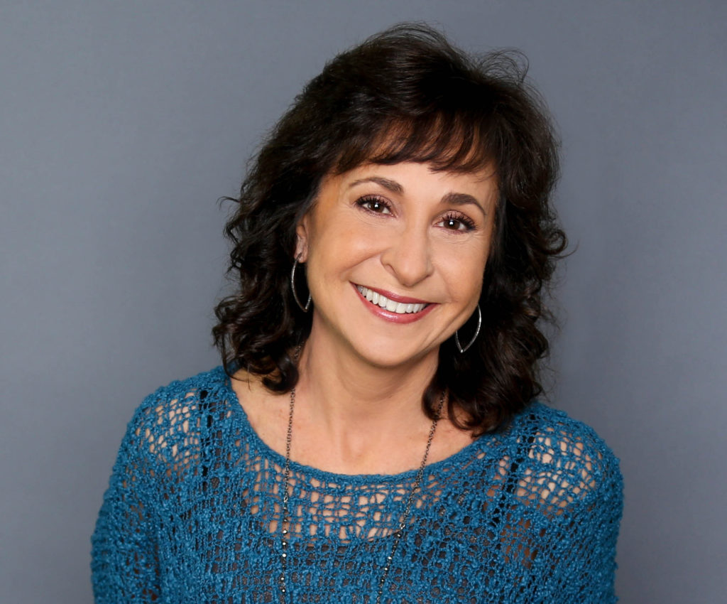5 Marketing Authors, & A Beyond Common Coach - The Yakking Show